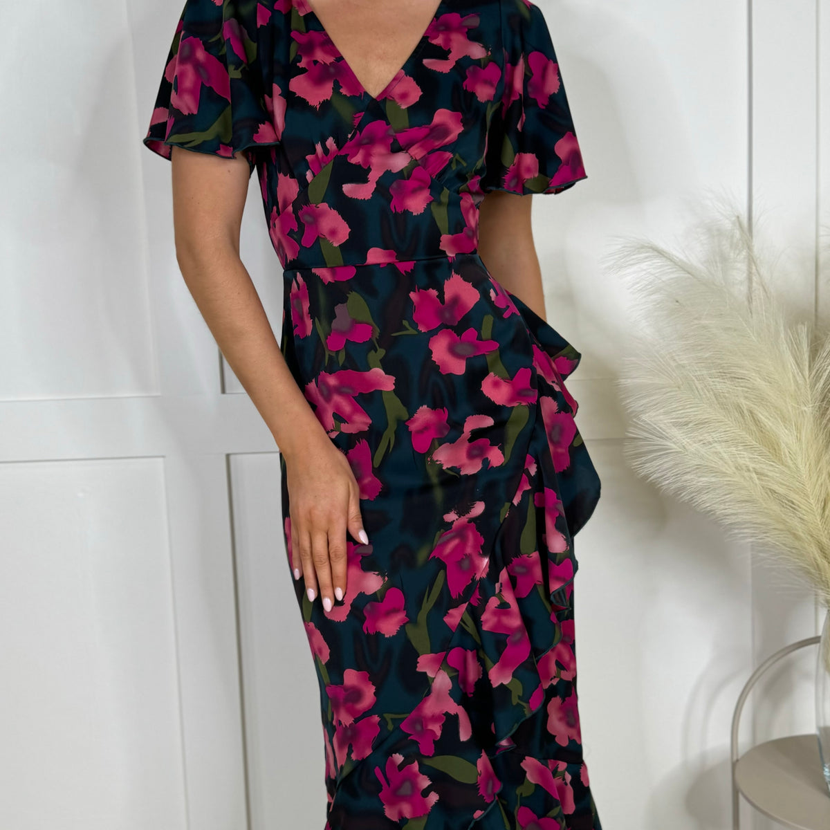 Steph Pink Floral V Neck Frill Midi Dress – Get That Trend