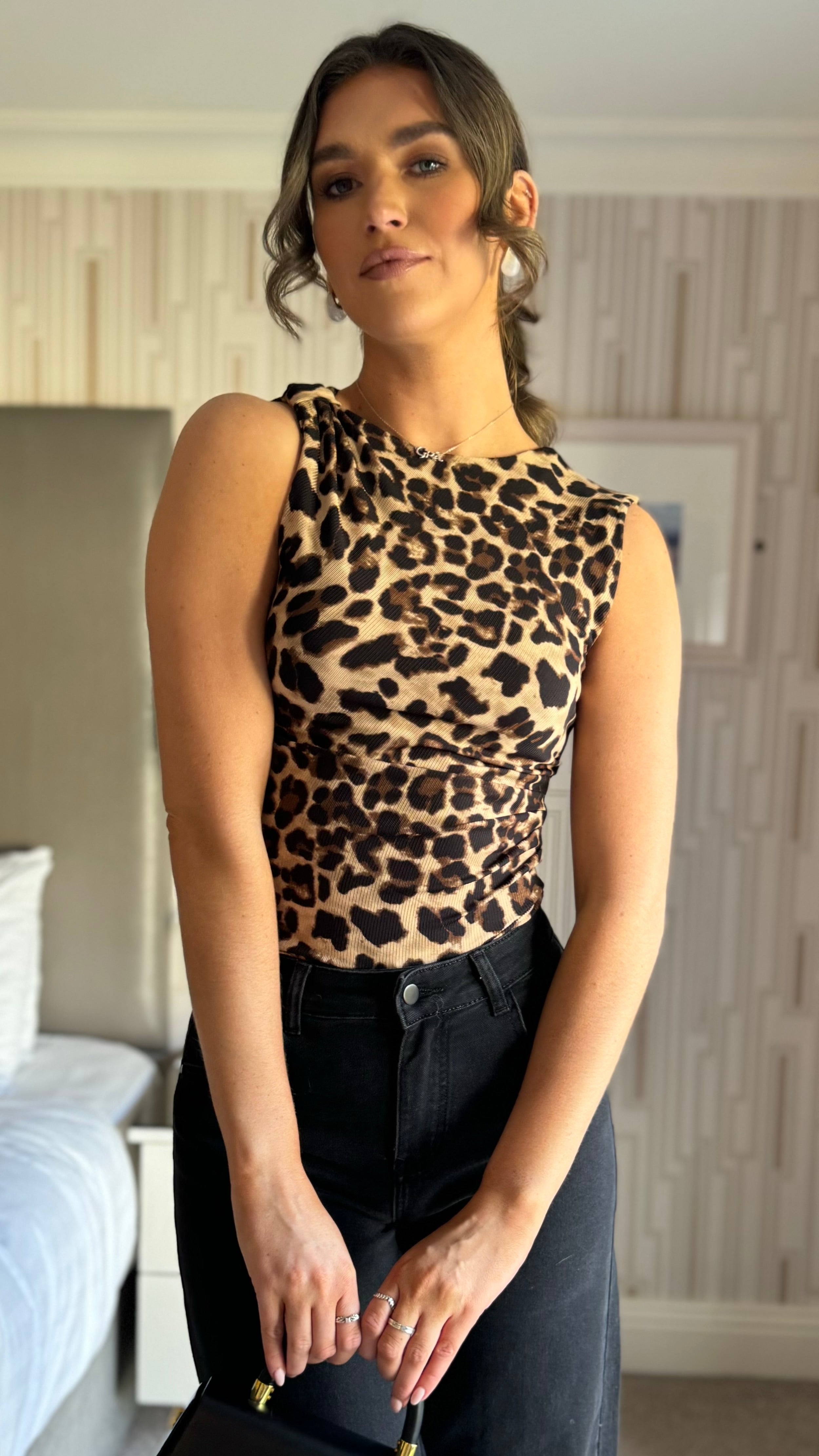 Elouise Leopard Print Boat Neck Top – Get That Trend