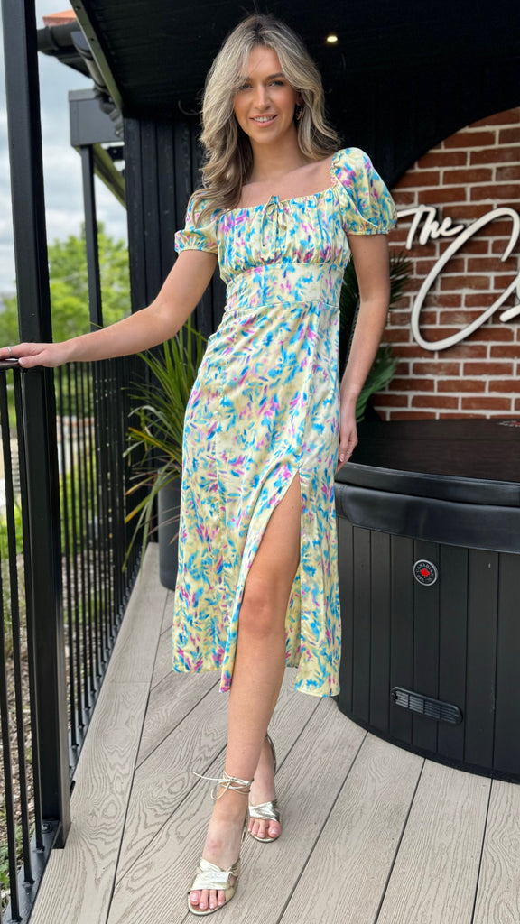 Dresses – Get That Trend